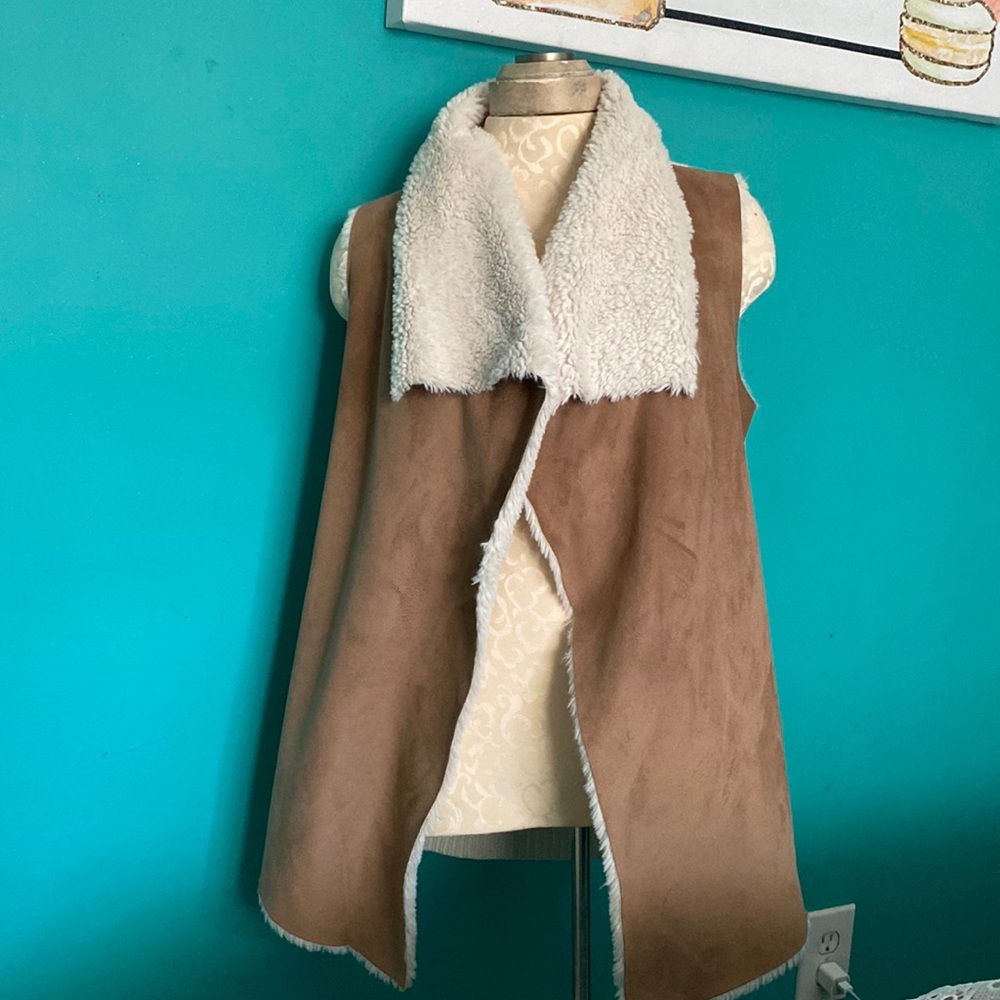 Romeo & Juliet Couture Suede & Shearling Faux Fur Sle… - Gem